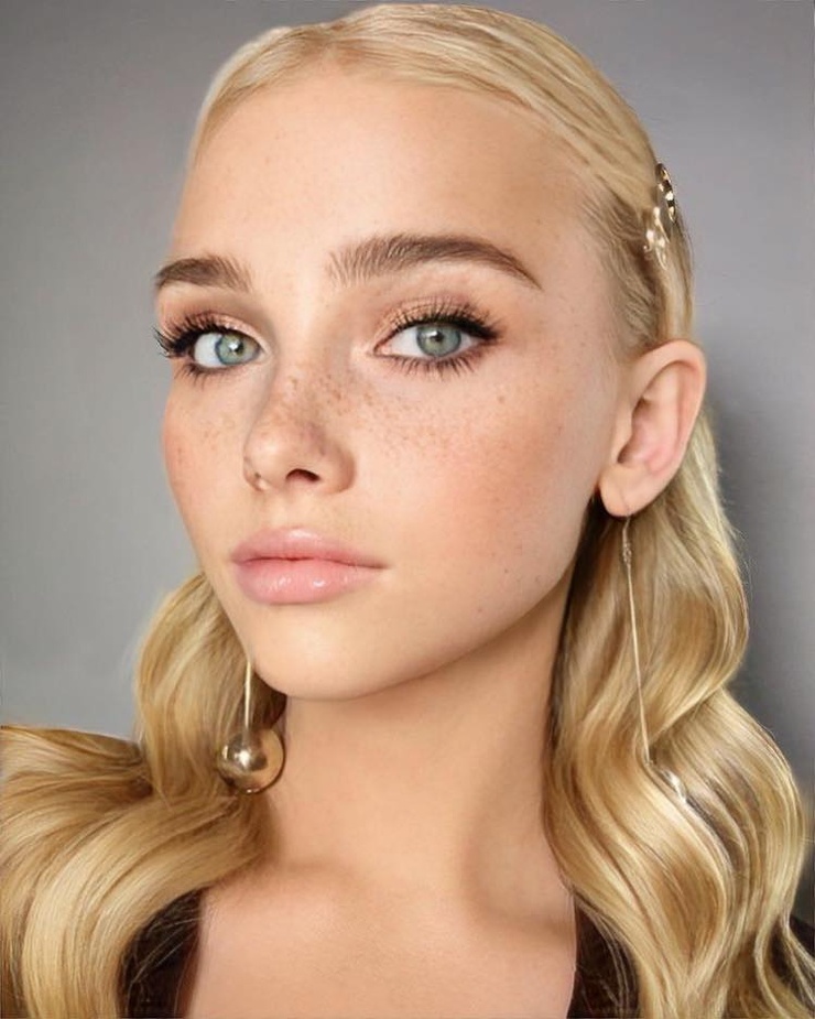 Picture of Eve A. Helling