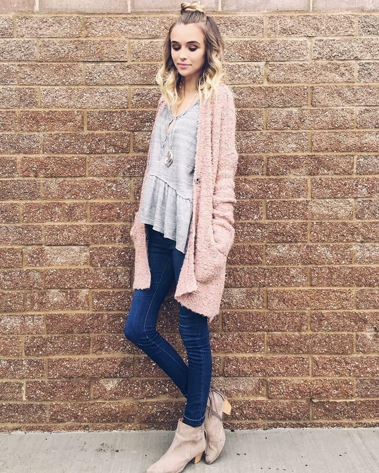 Image of Acacia Brinley