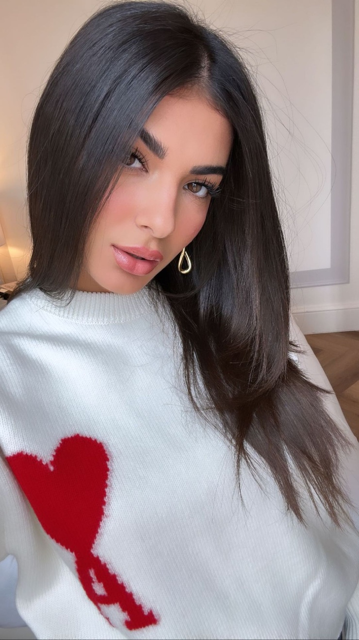 Picture of Elisa Maino