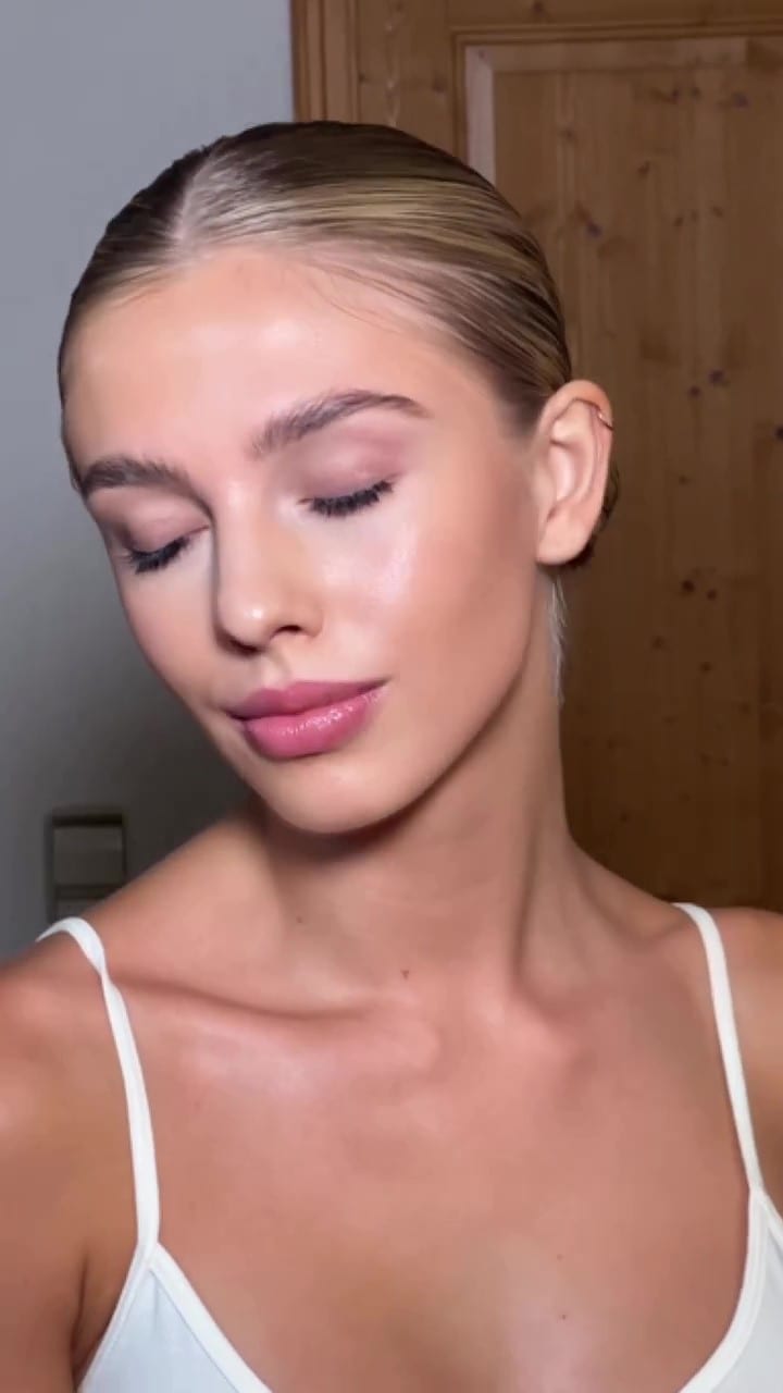 Picture of Alexa Breit