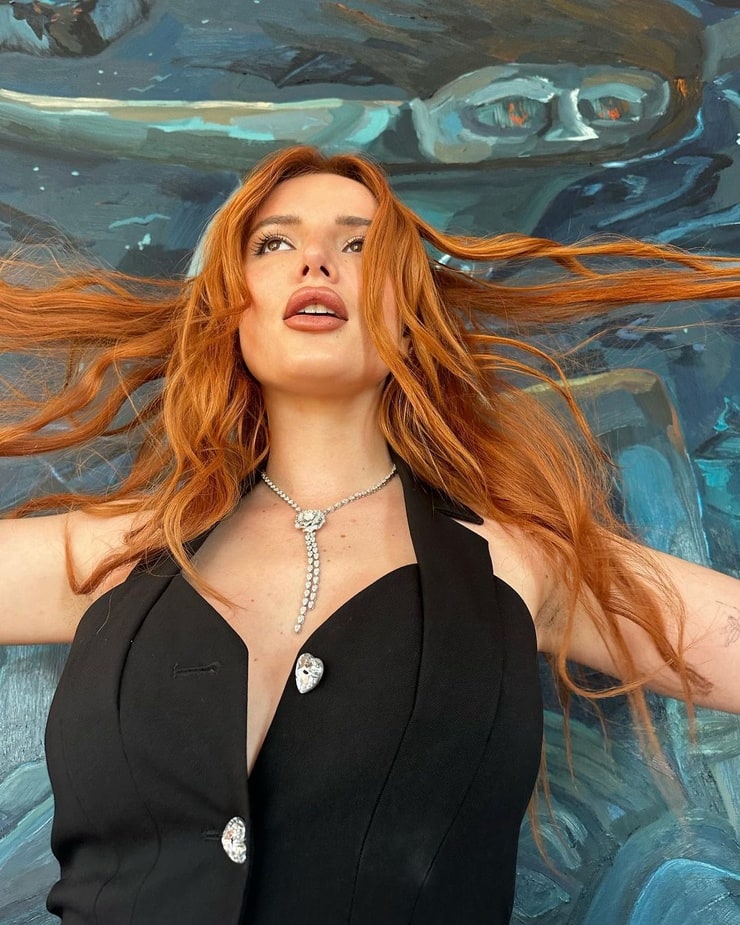 Bella Thorne picture