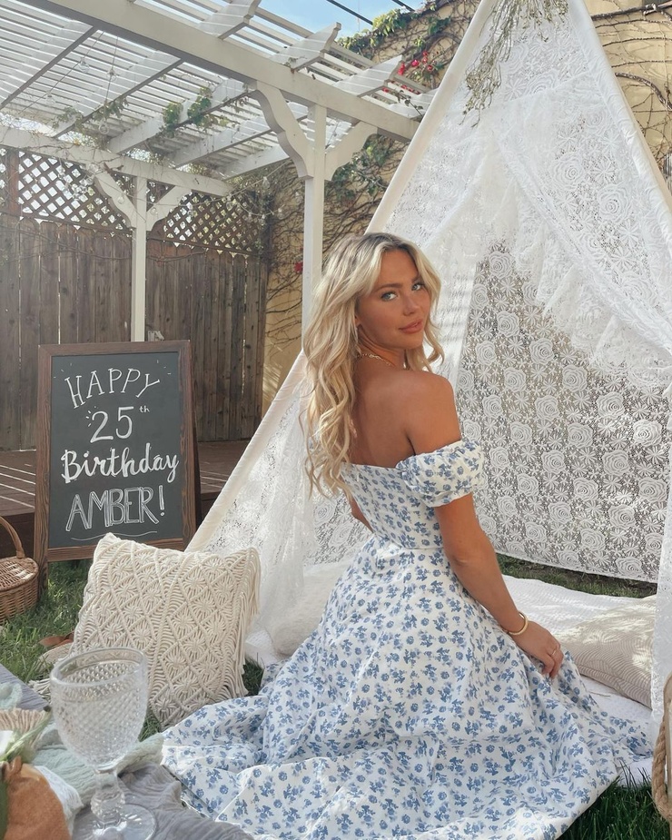 Picture Of Amber Davis