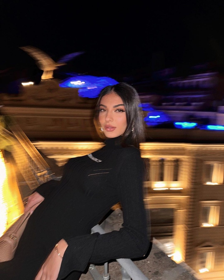 Picture of Elisa Maino