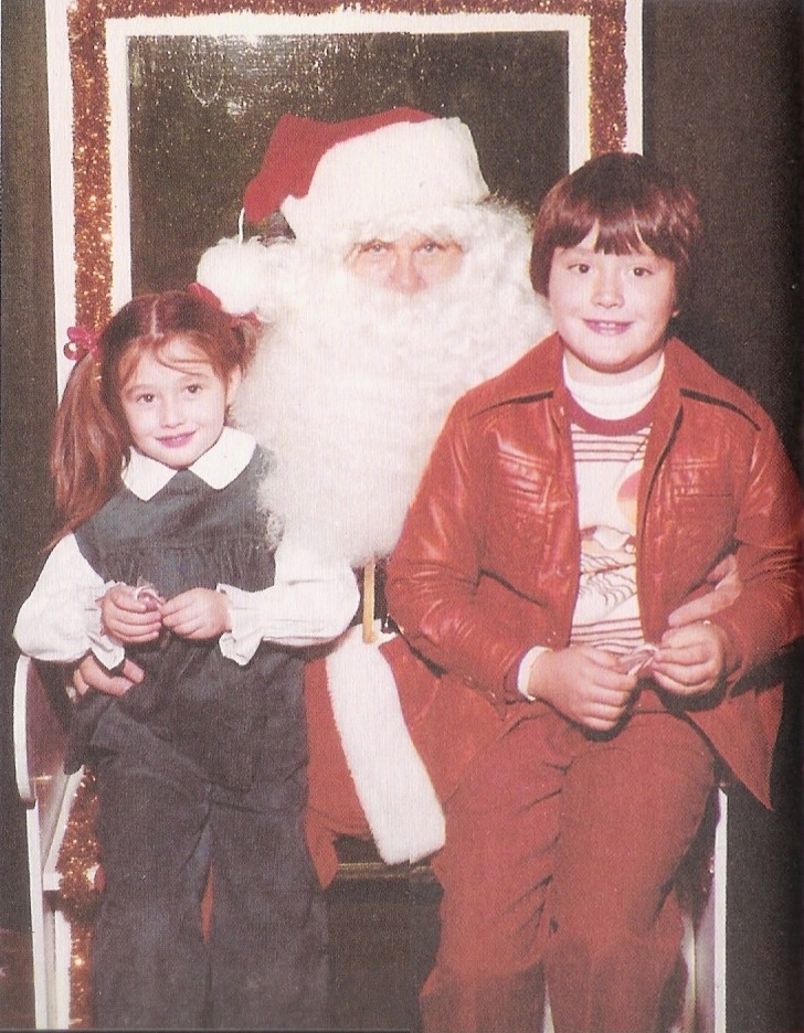 1977 Shannen and Sean Doherty at Christmas