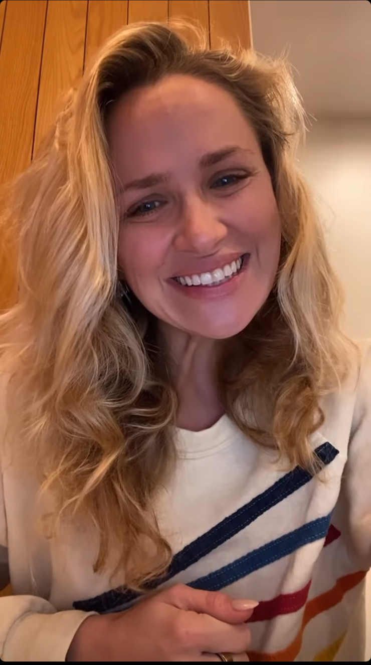 Picture of Shantel VanSanten