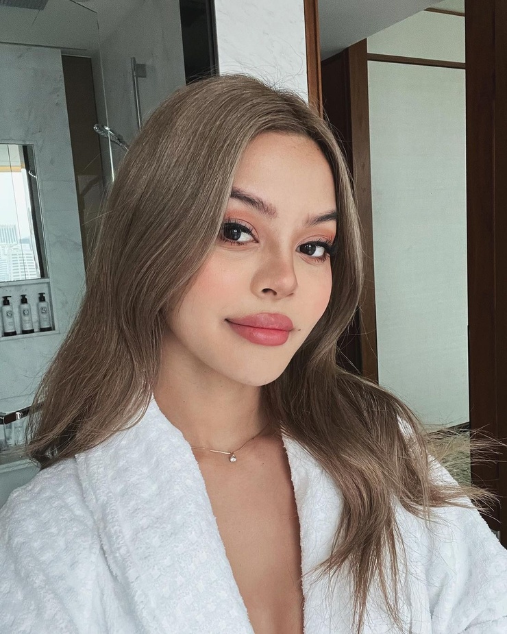 Picture of Lily Maymac