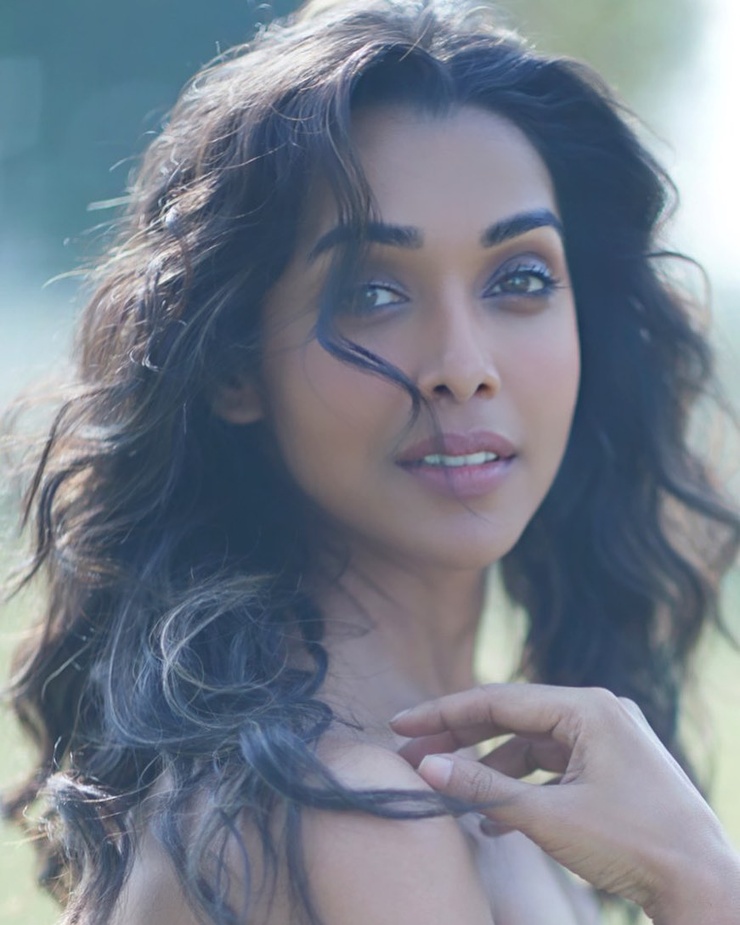 Anupriya Goenka picture