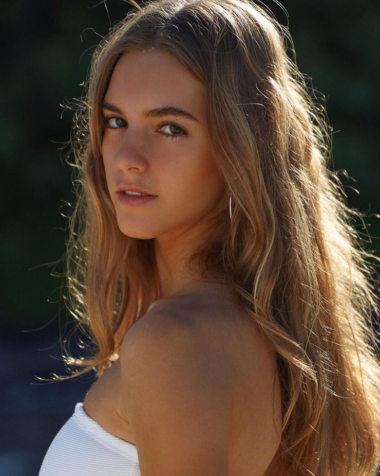 Picture of Emily Feld
