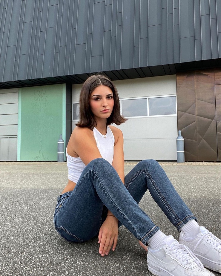 Picture of Xenia Godia