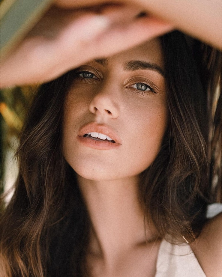 Picture of Stephanie Rayner