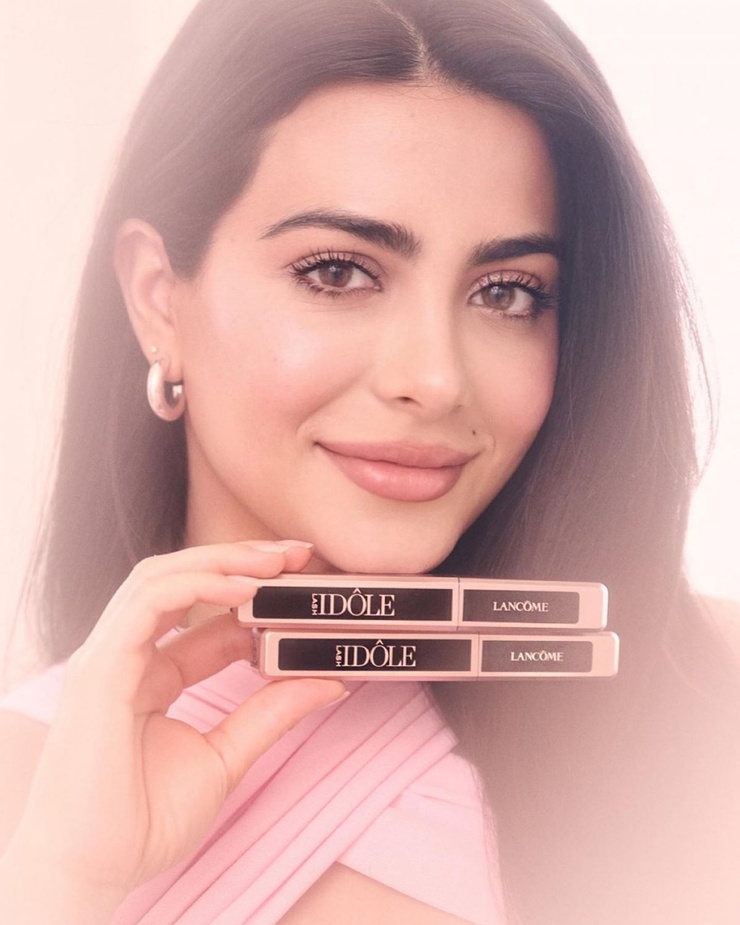 Picture of Emeraude Toubia