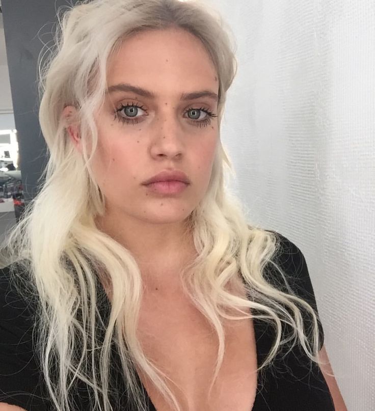 Picture of Stella Duval