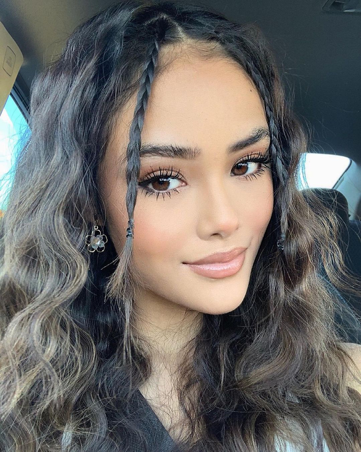 Picture of Ariana Tan