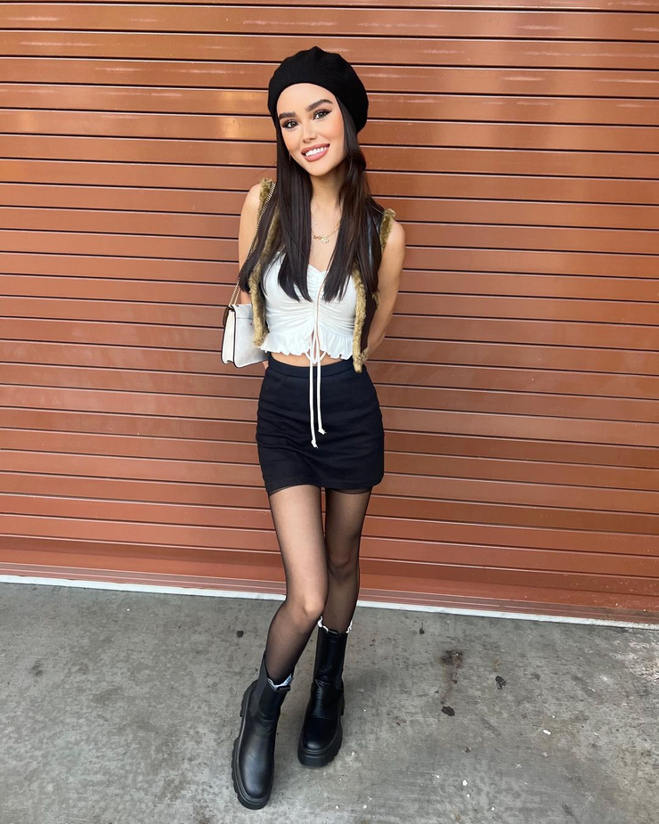 Picture of Ariana Tan
