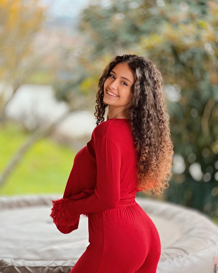 Image of Débora Gomes