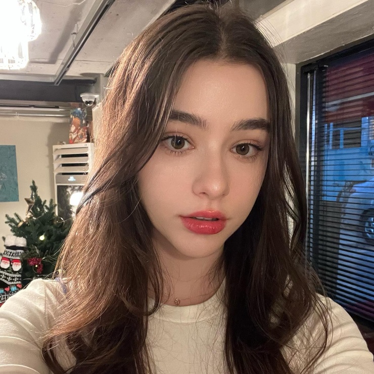 Picture of Dasha Taran (II)