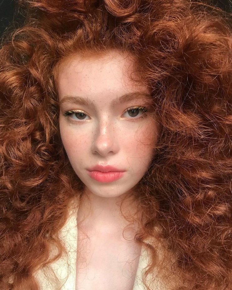 Holly Strach picture