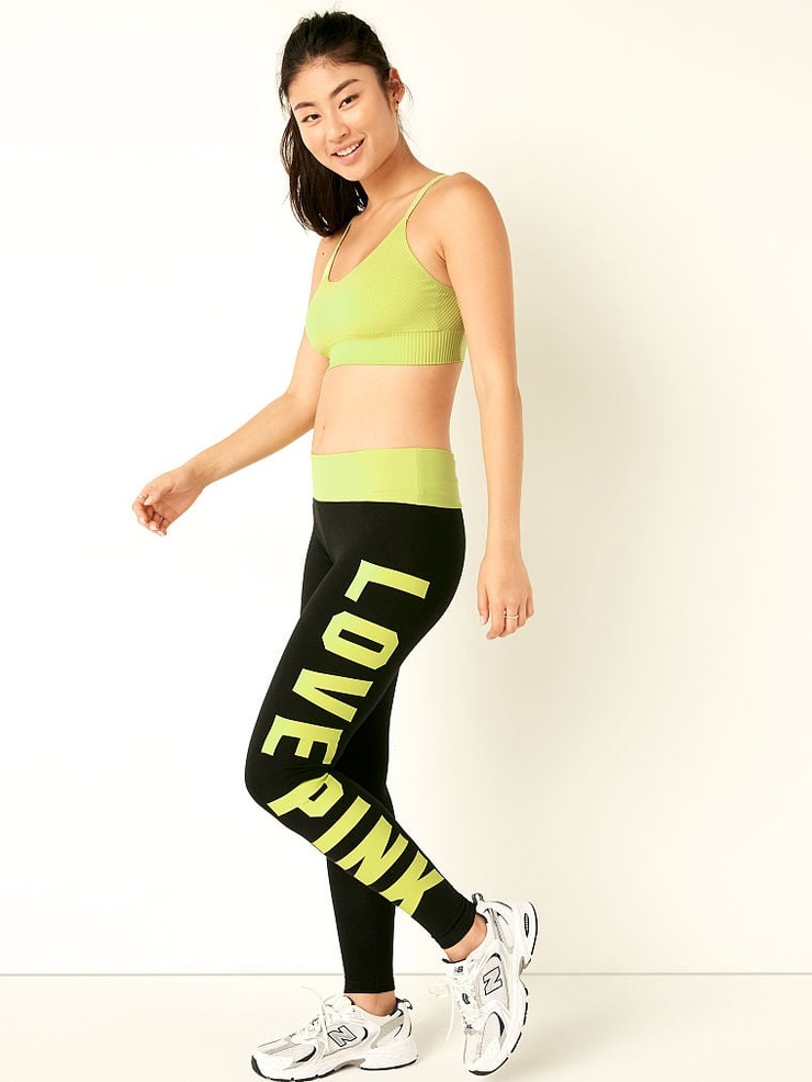 Picture Of Gloria Tang Model