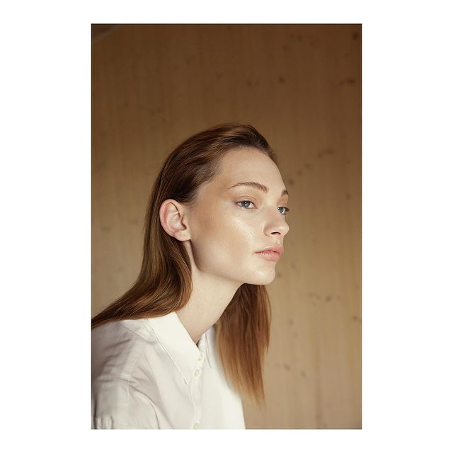 Bethany De Waal picture