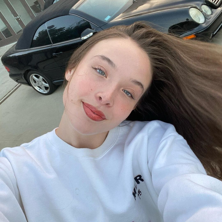 Picture of Ella Beatty