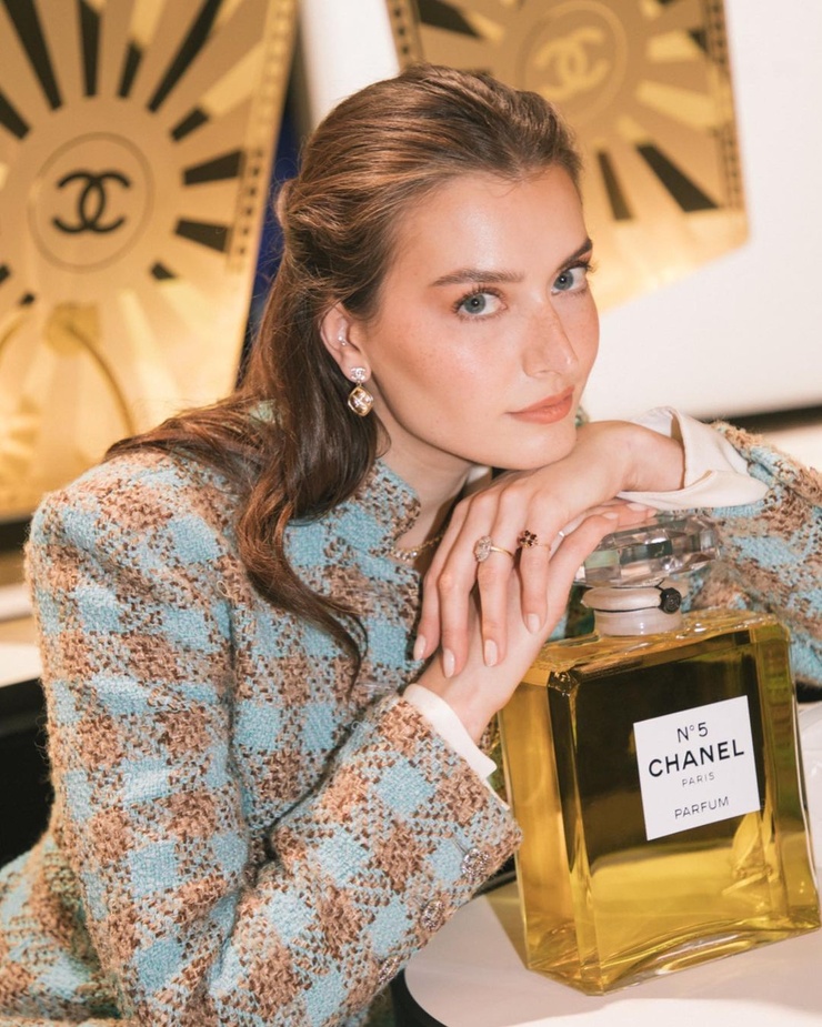 Image of Jessica Clements