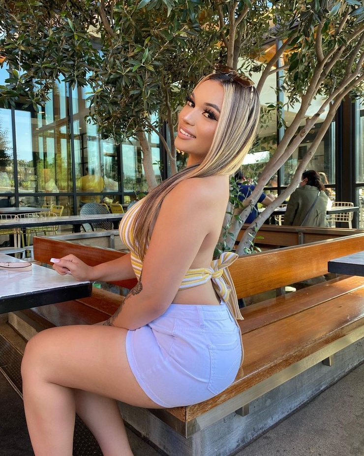 Vanessa Ramirez image