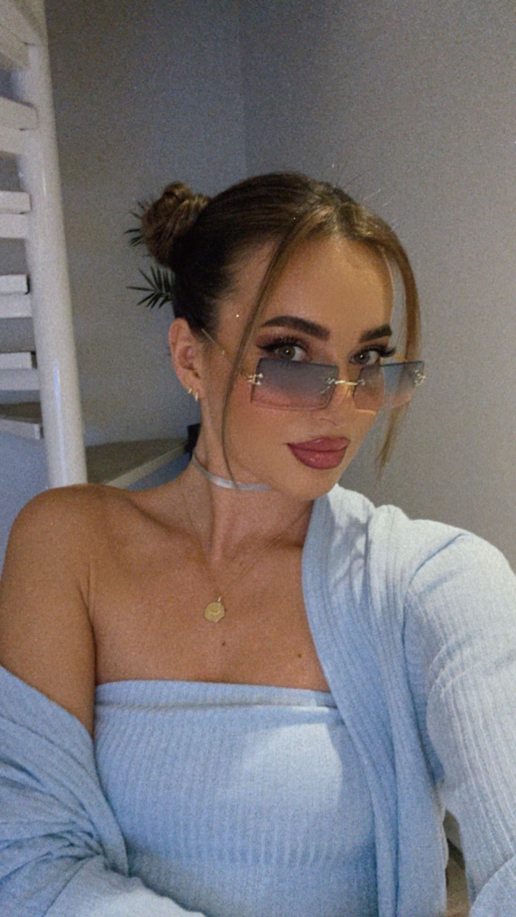 Picture of Izabela Ion