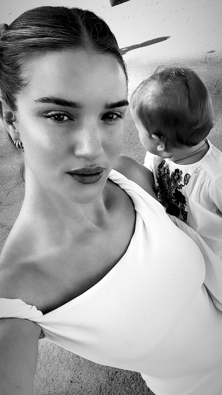 Picture of Rosie Huntington-Whiteley