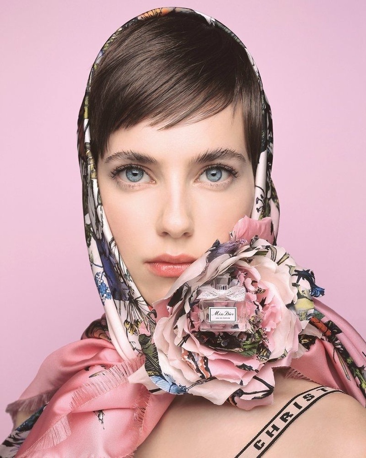 Picture of Olivia Martin (model)