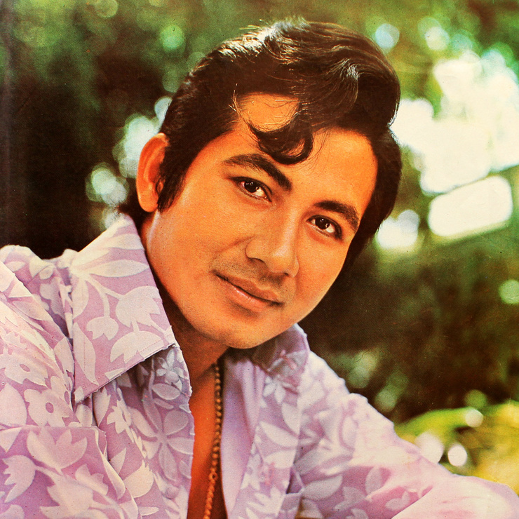 Picture of Sombat Metanee