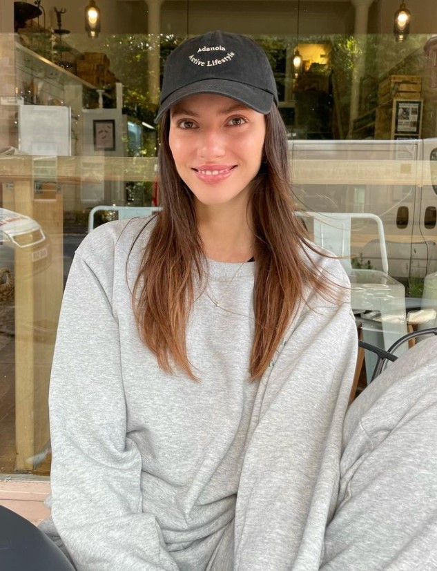 Picture of Mayara Zamboni