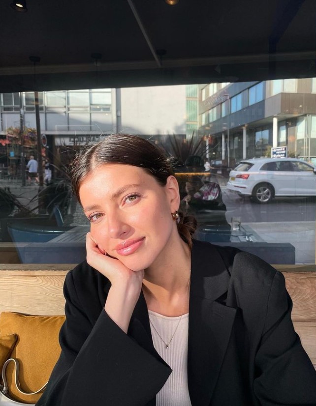 Image of Mayara Zamboni