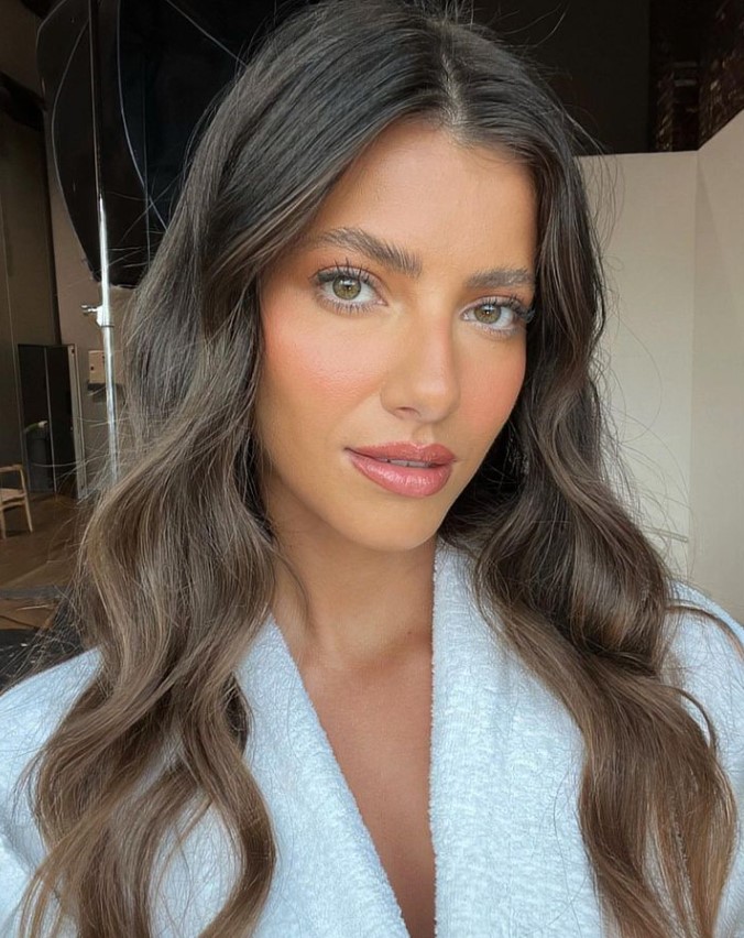 Picture of Mayara Zamboni