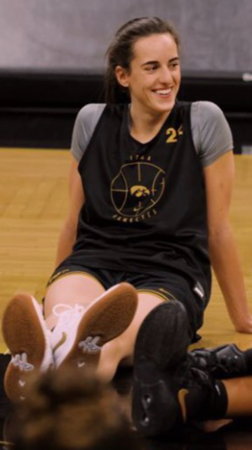 Picture of Caitlin Clark (ii)