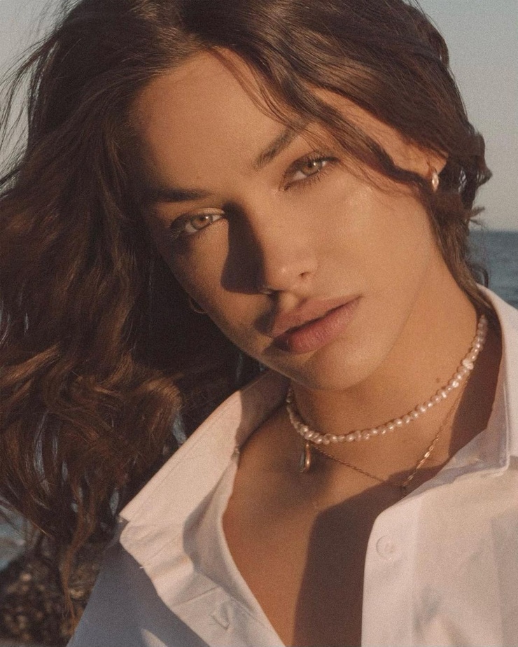 Picture of Mishka Ivana