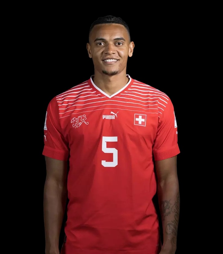 Manuel Akanji 2022