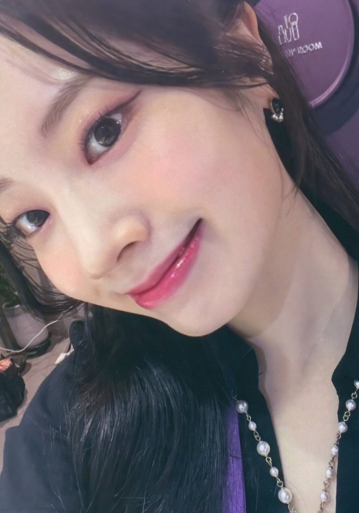 Picture of Kim Da-Hyun