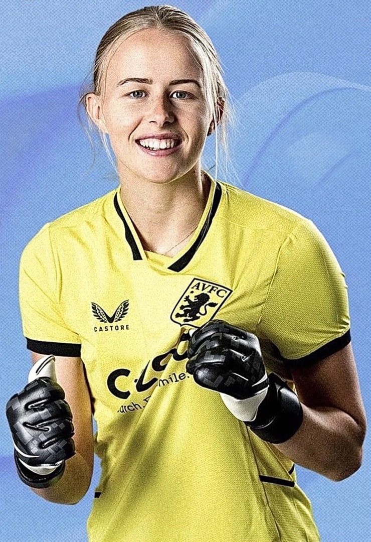 Picture of Hannah Hampton