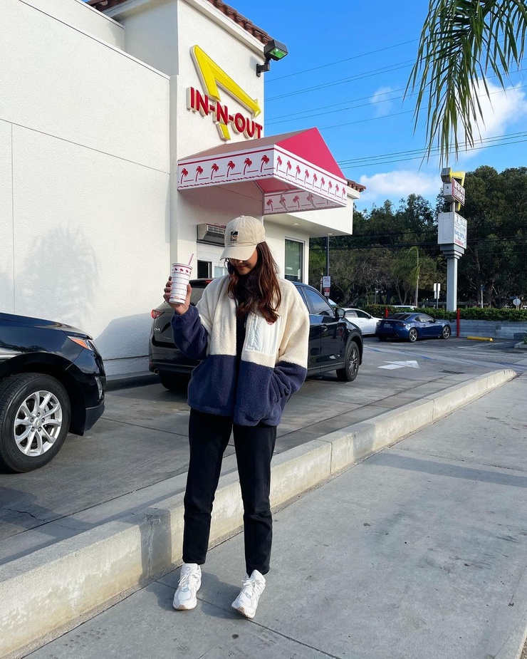 Marie Broenner image