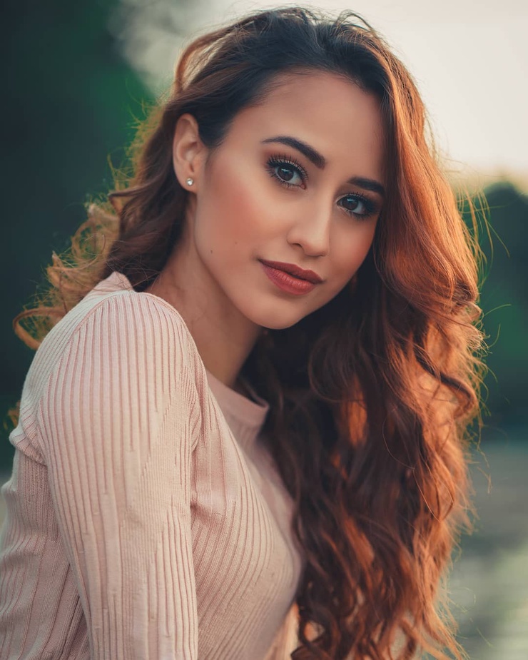 Zenia Marshall ~ Instagram