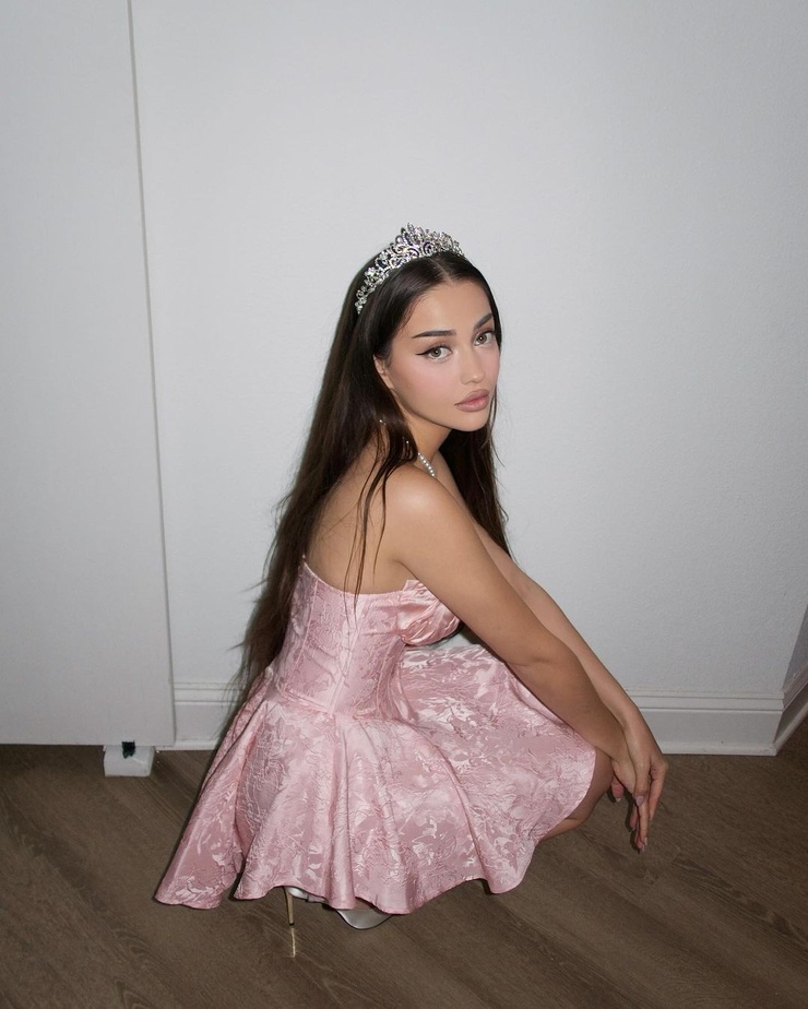 Picture of Isabel Rose