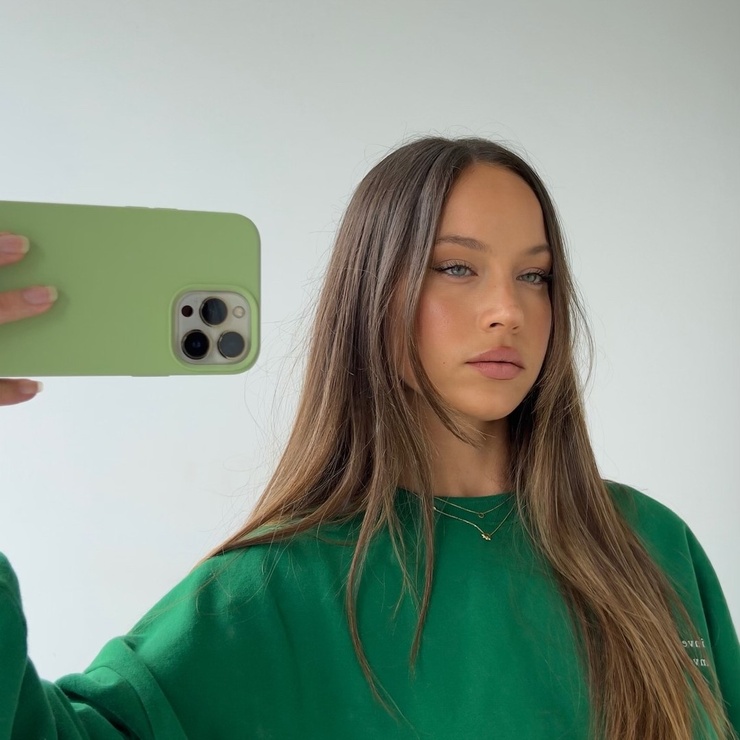 Olivia Mathers picture