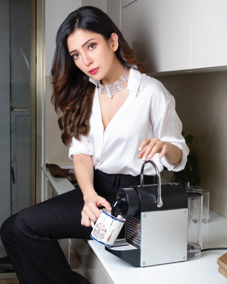 Picture of Barkha Singh