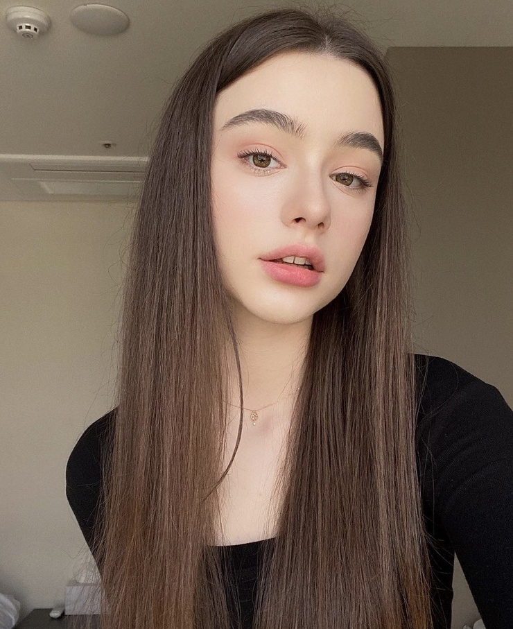 Image of Dasha Taran (II)