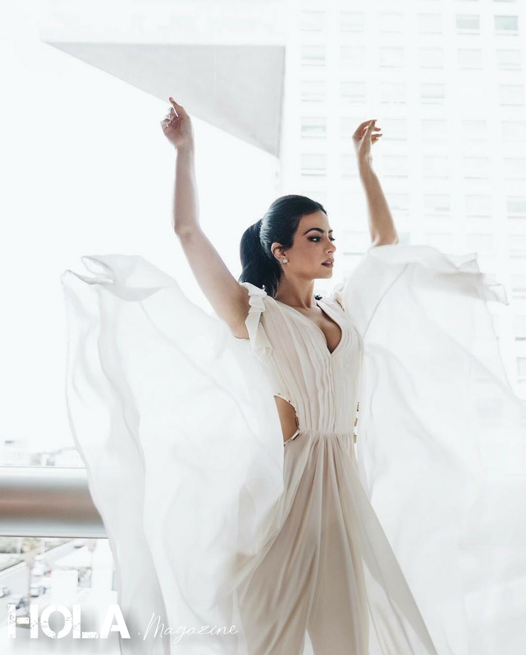 جلسة تصوير سارين التونسي لمجلة HOLA الاسبانية