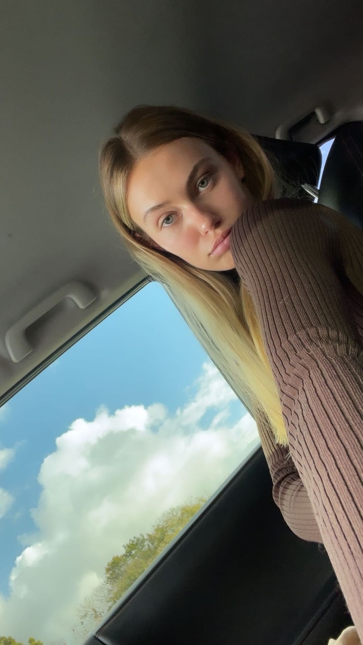 Picture of Elizabeth Jamrozy