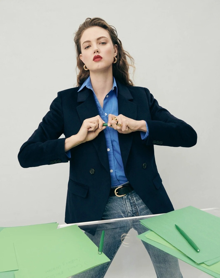 Lindsey Wixson image