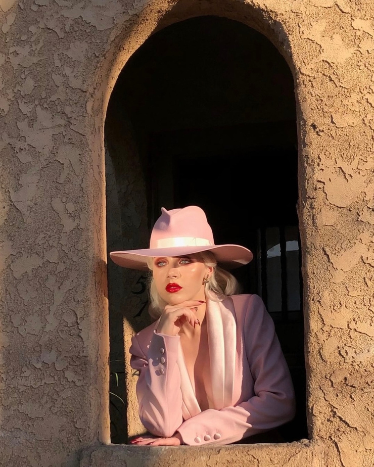 Gladys Tamez Millinery