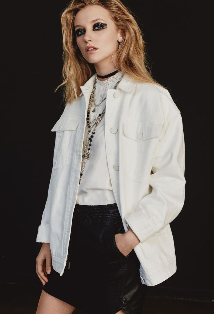 Image of emily van raay