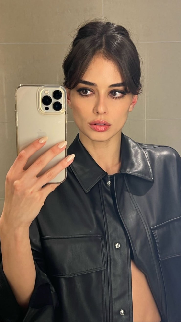 Picture of Elif Aksu
